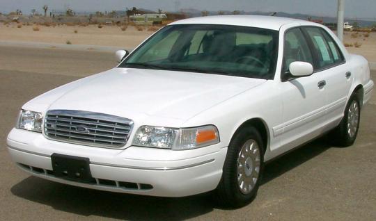 2008 Ford Crown Victoria VINs, Configurations, MSRP & Specs - AutoDetective