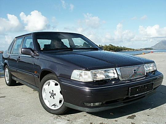 1995 Volvo 960 VIN Check, Specs & Recalls - AutoDetective
