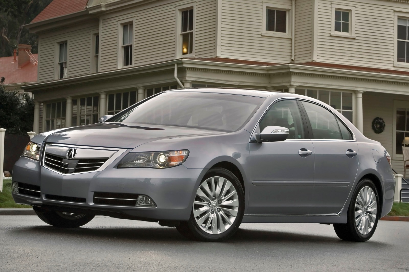 2012 Acura RL VINs, Configurations, MSRP & Specs - AutoDetective