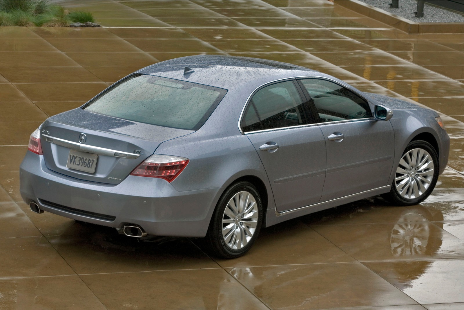 2012 Acura RL VINs, Configurations, MSRP & Specs - AutoDetective
