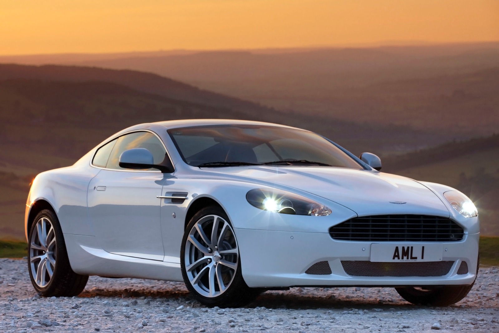 2012 Aston Martin DB9 Specs, Prices, VINs & Recalls - AutoDetective