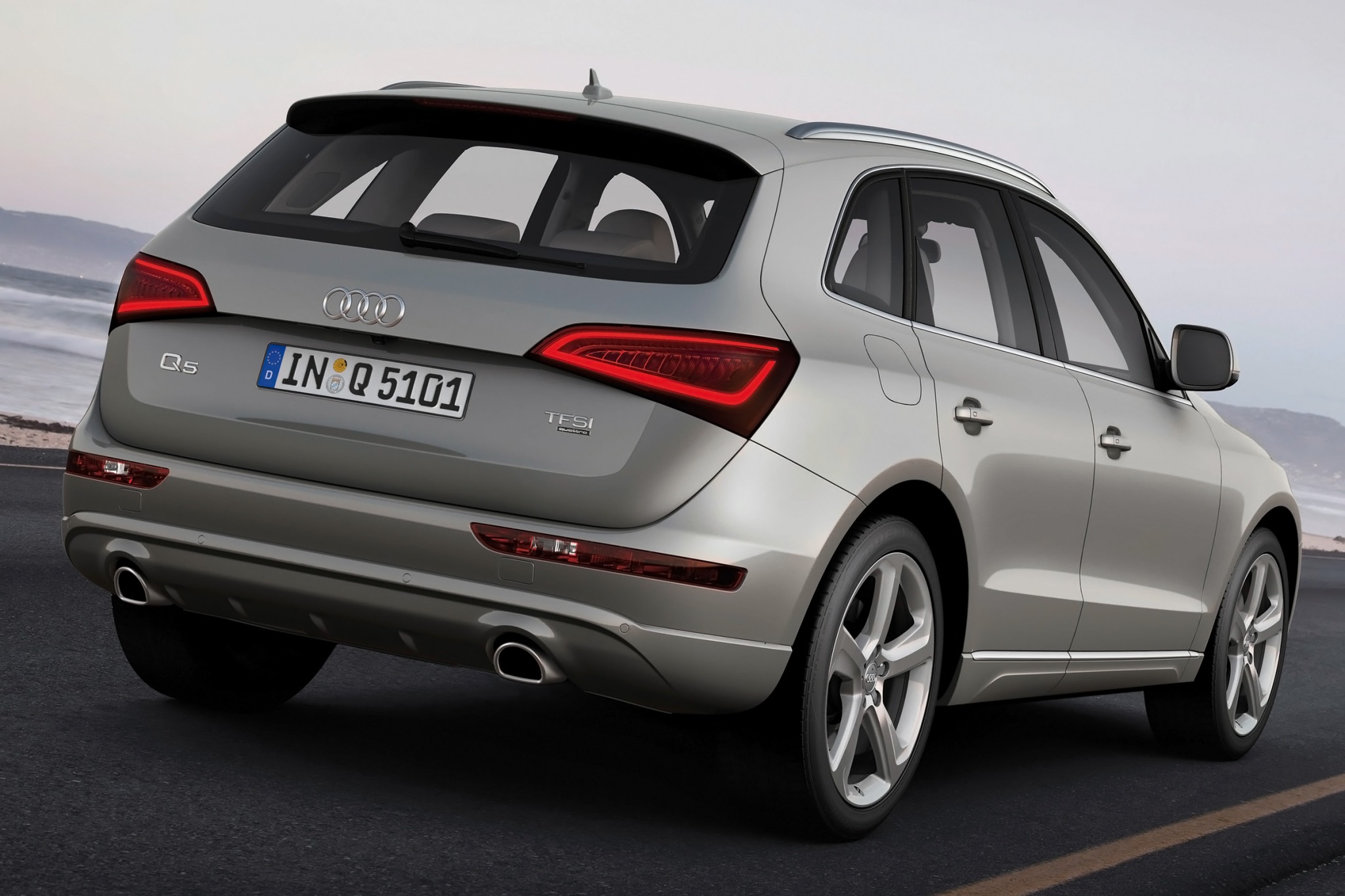 2014 Audi Q5 VINs, Configurations, MSRP & Specs - AutoDetective