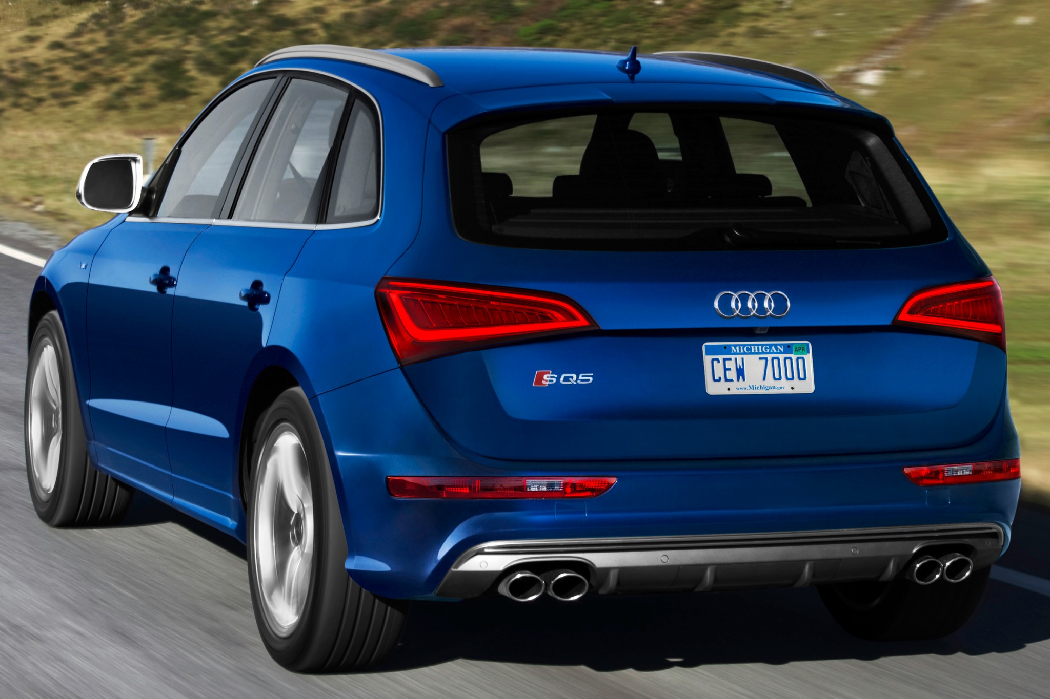 2015 Audi SQ5 VINs, Configurations, MSRP & Specs - AutoDetective