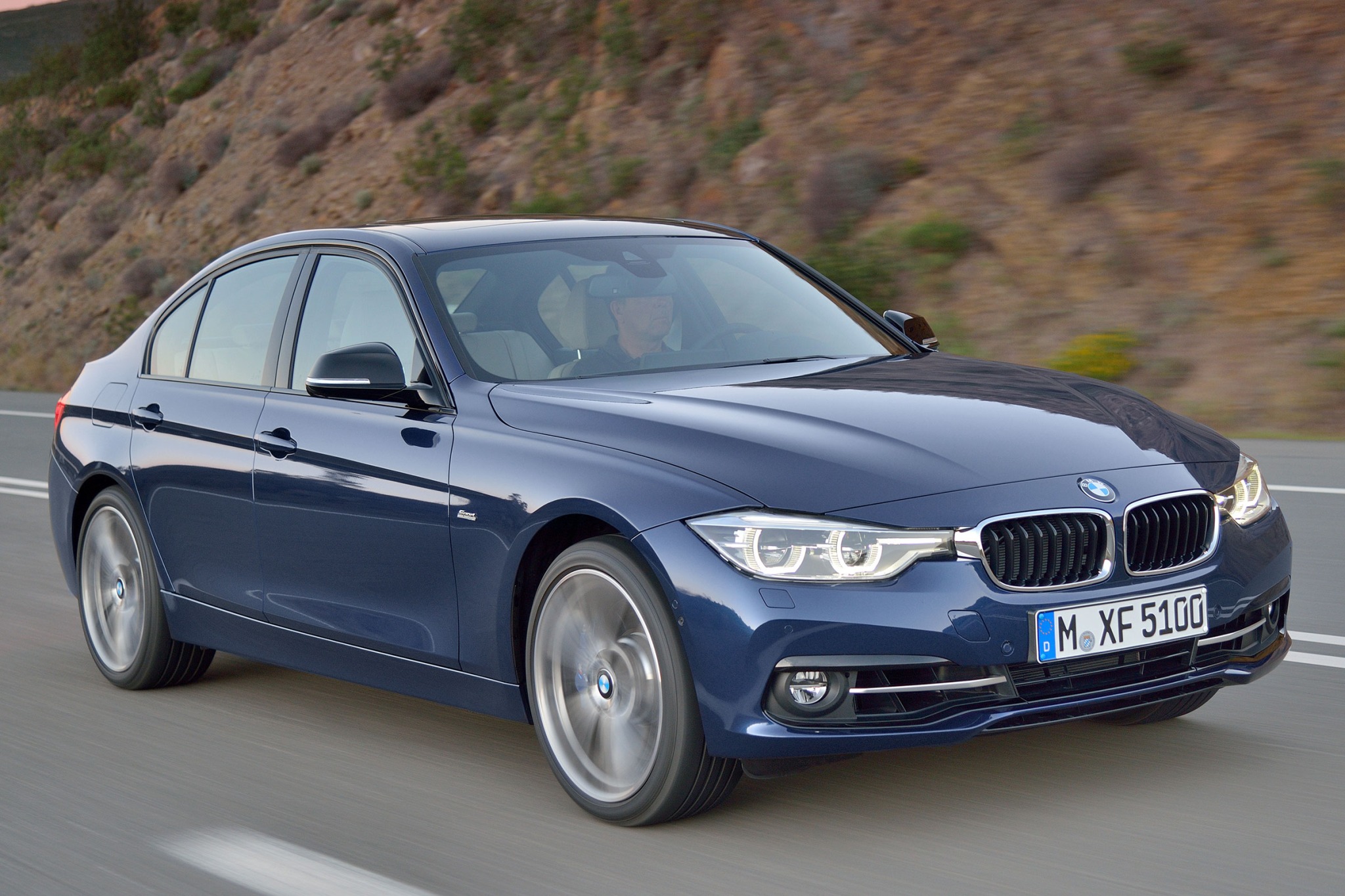 2016 BMW 3-Series VINs, Configurations, MSRP & Specs - AutoDetective