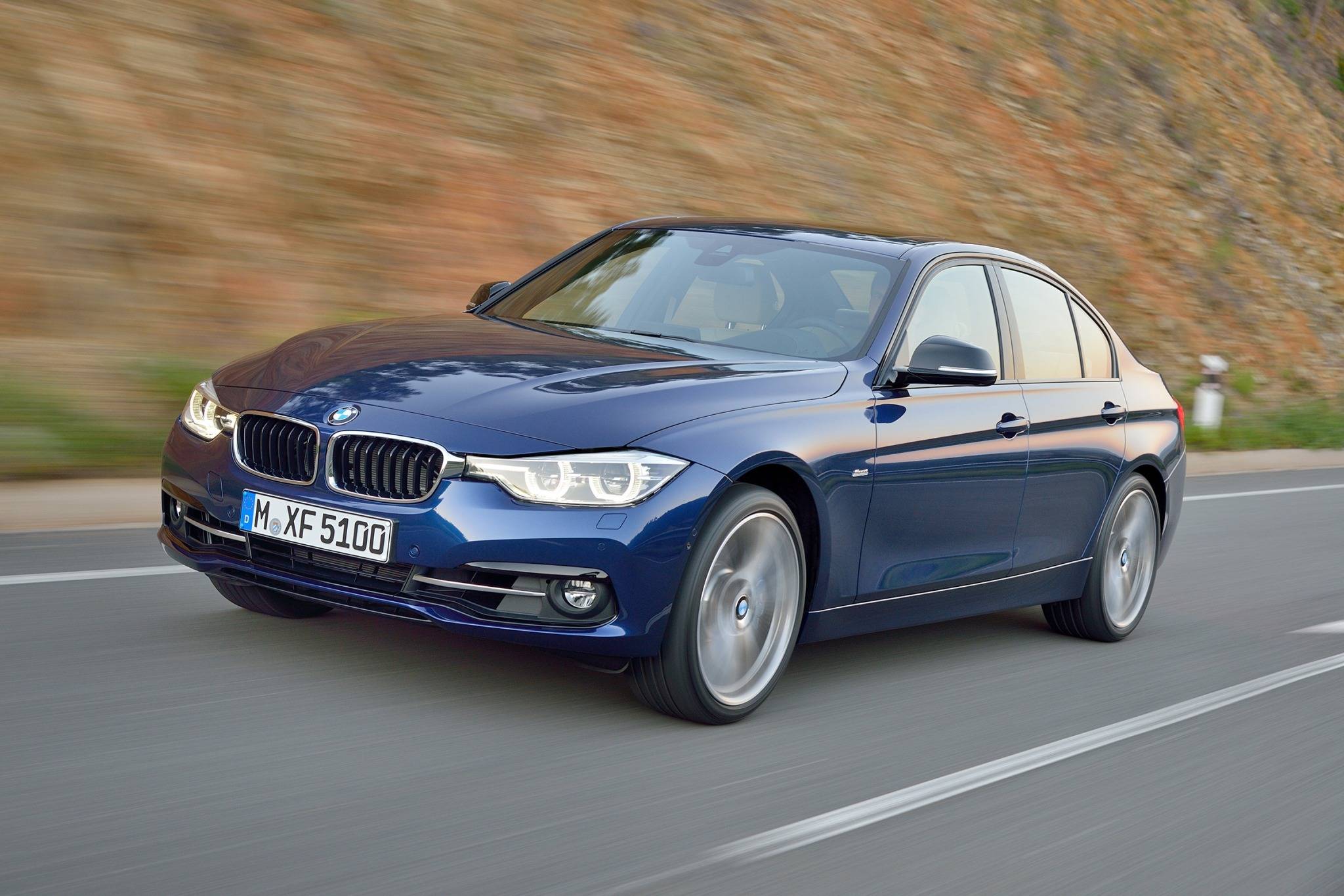 2018 BMW 3-Series VINs, Configurations, MSRP & Specs - AutoDetective