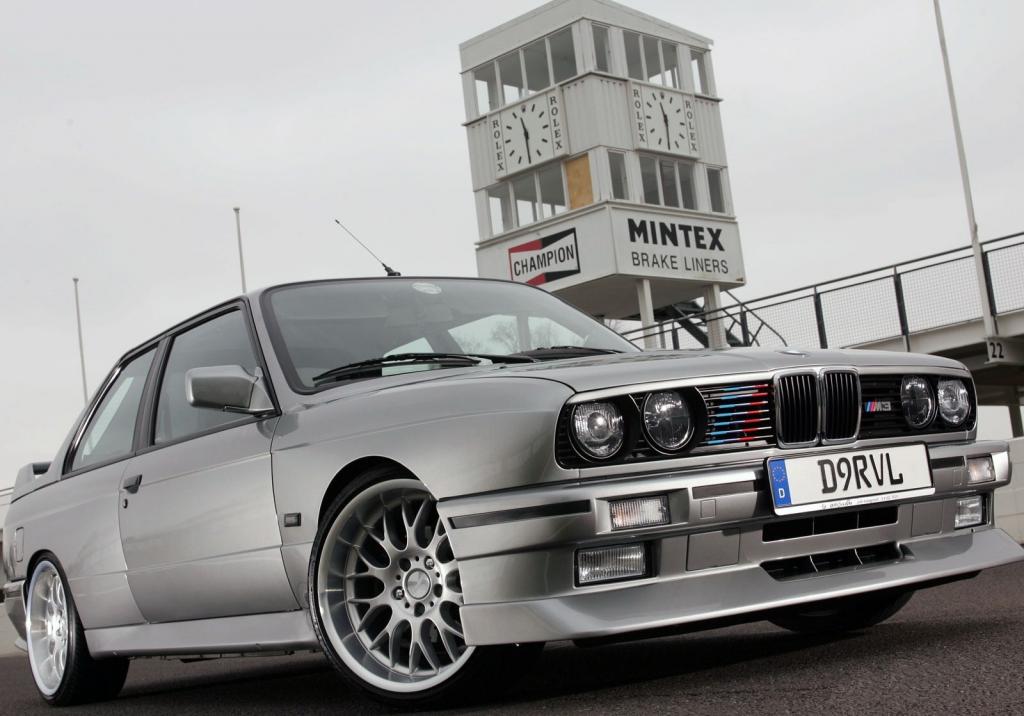 1991 BMW M3 VINs, Configurations, MSRP & Specs - AutoDetective