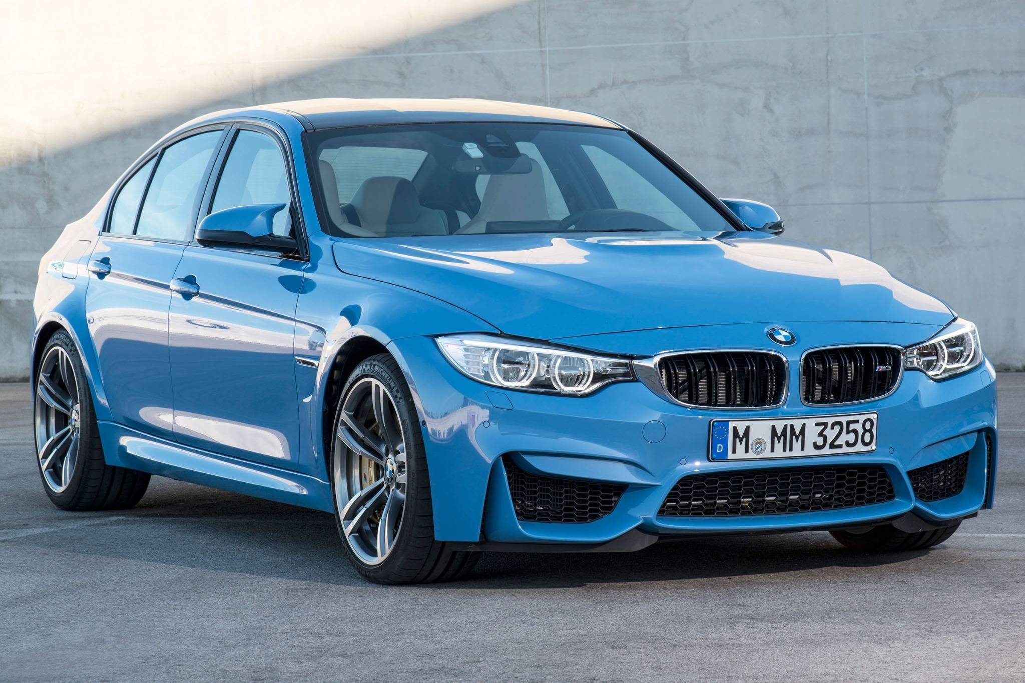 2017 BMW M3 VINs, Configurations, MSRP & Specs - AutoDetective