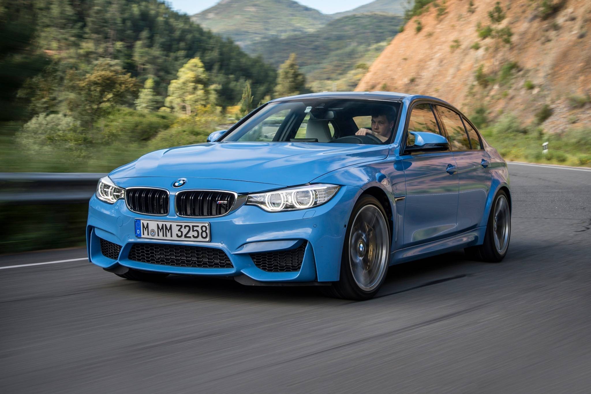 2018 BMW M3 VINs, Configurations, MSRP & Specs - AutoDetective