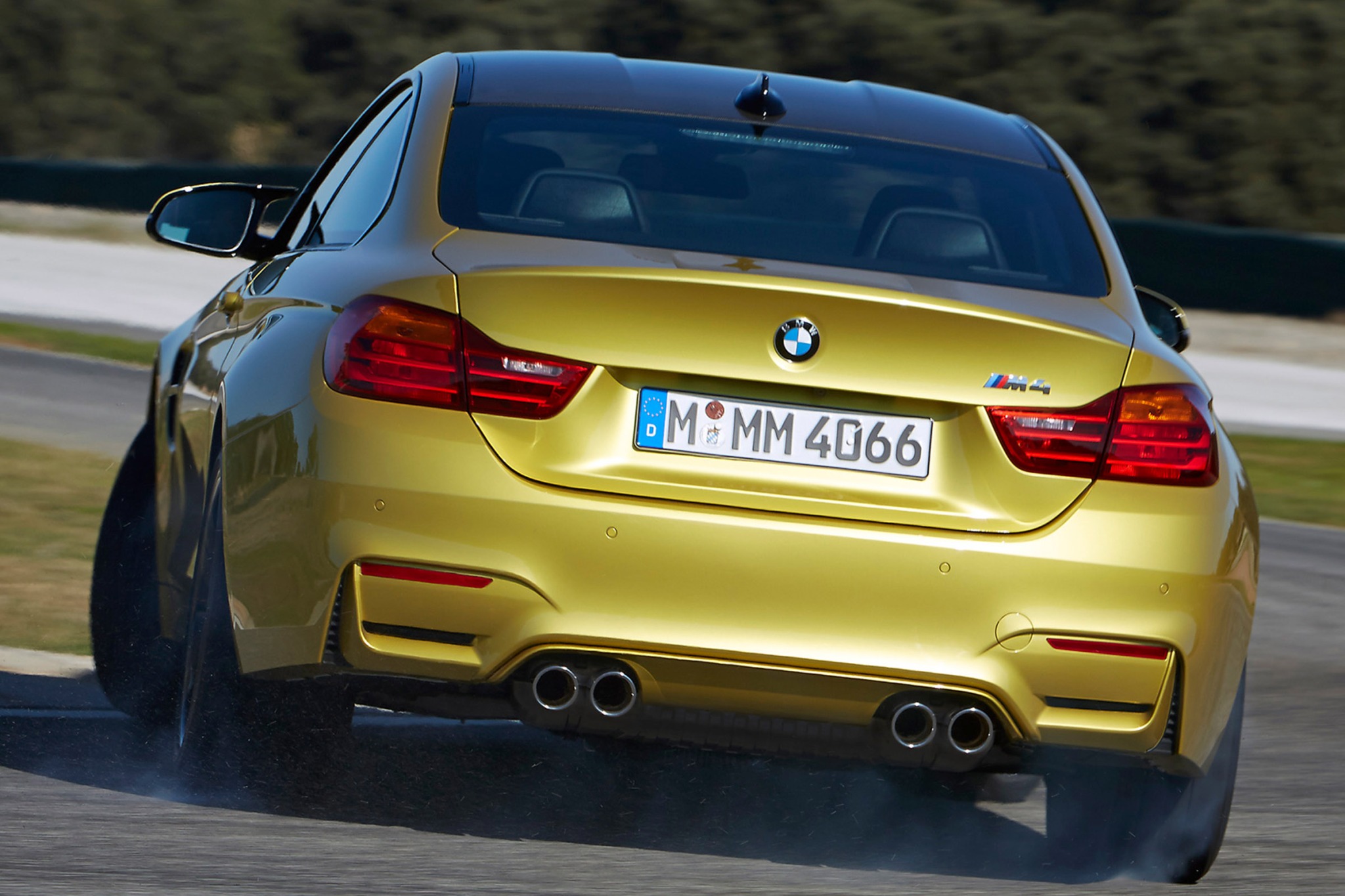 2015 BMW M4 VINs, Configurations, MSRP & Specs - AutoDetective