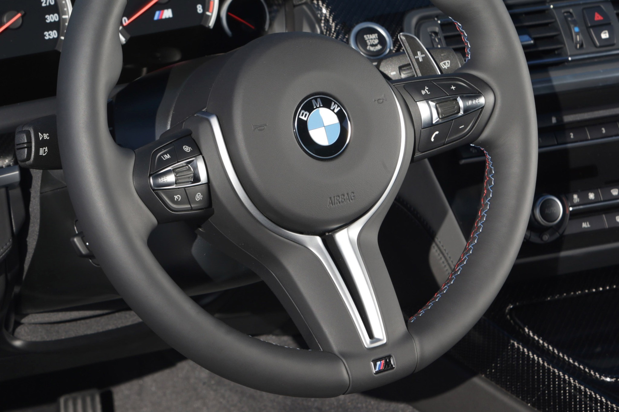 2014 BMW M5 VINs, Configurations, MSRP & Specs - AutoDetective