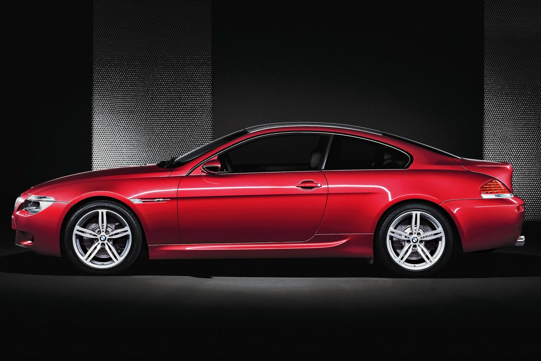 2007 BMW M6 VINs, Configurations, MSRP & Specs - AutoDetective