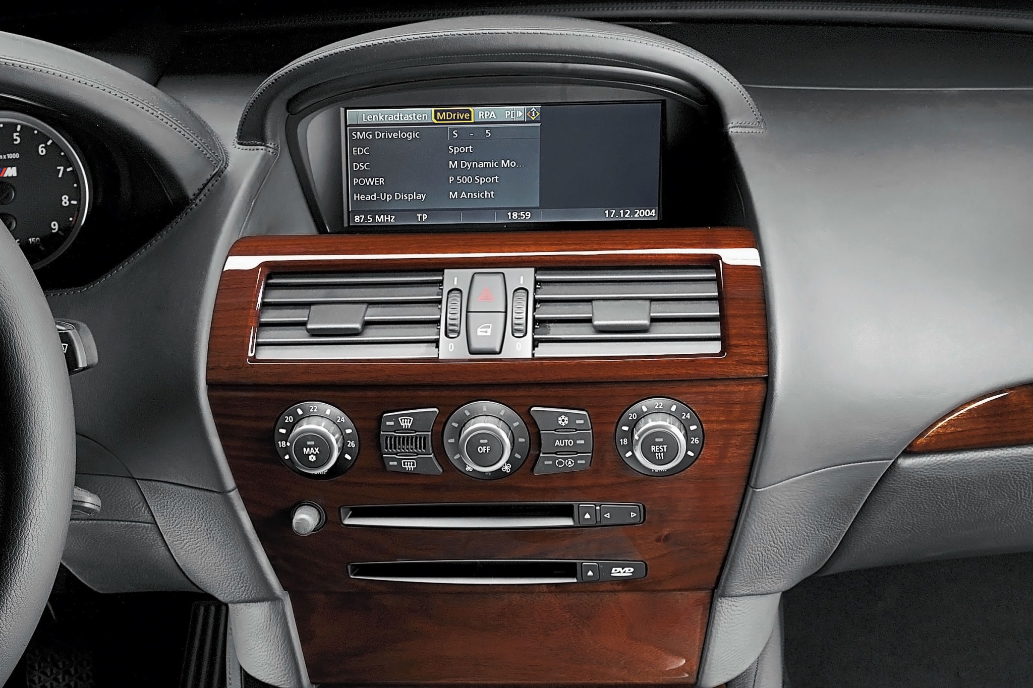 2007 BMW M6 VINs, Configurations, MSRP & Specs - AutoDetective