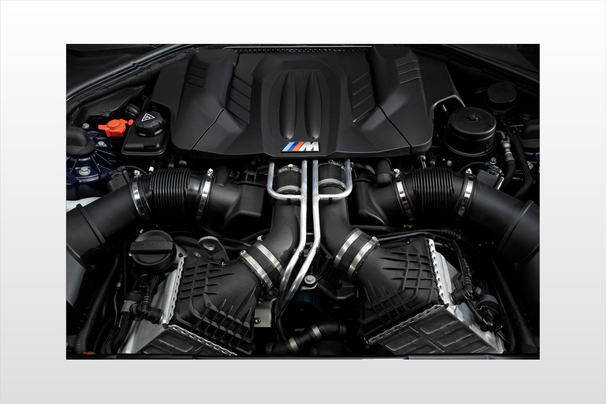 2013 BMW M6 VINs, Configurations, MSRP & Specs - AutoDetective