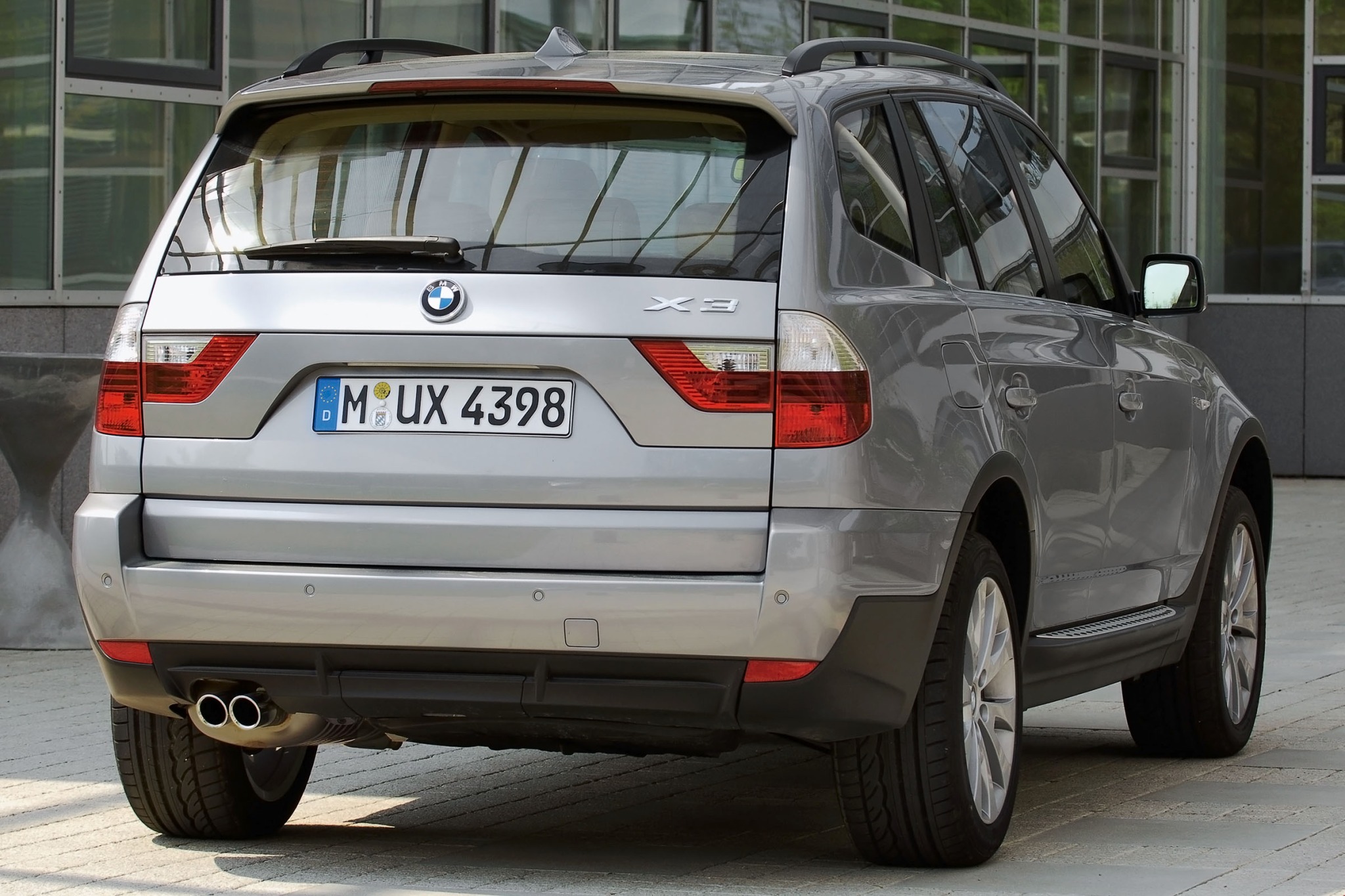 2007 BMW X3 VINs, Configurations, MSRP & Specs - AutoDetective