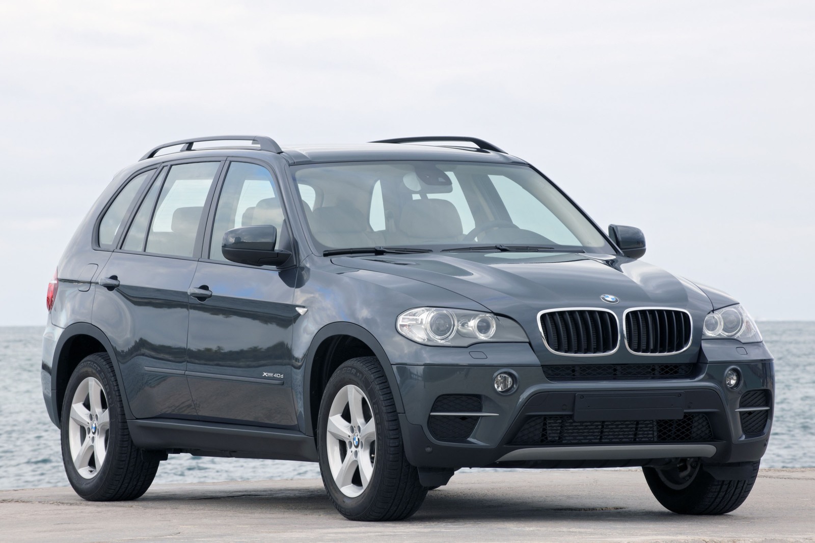 2011 BMW X5 VINs, Configurations, MSRP & Specs - AutoDetective