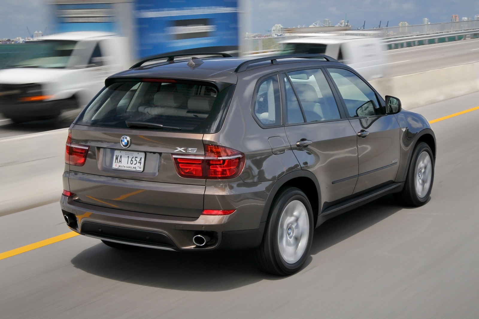 2012 BMW X5 VINs, Configurations, MSRP & Specs - AutoDetective
