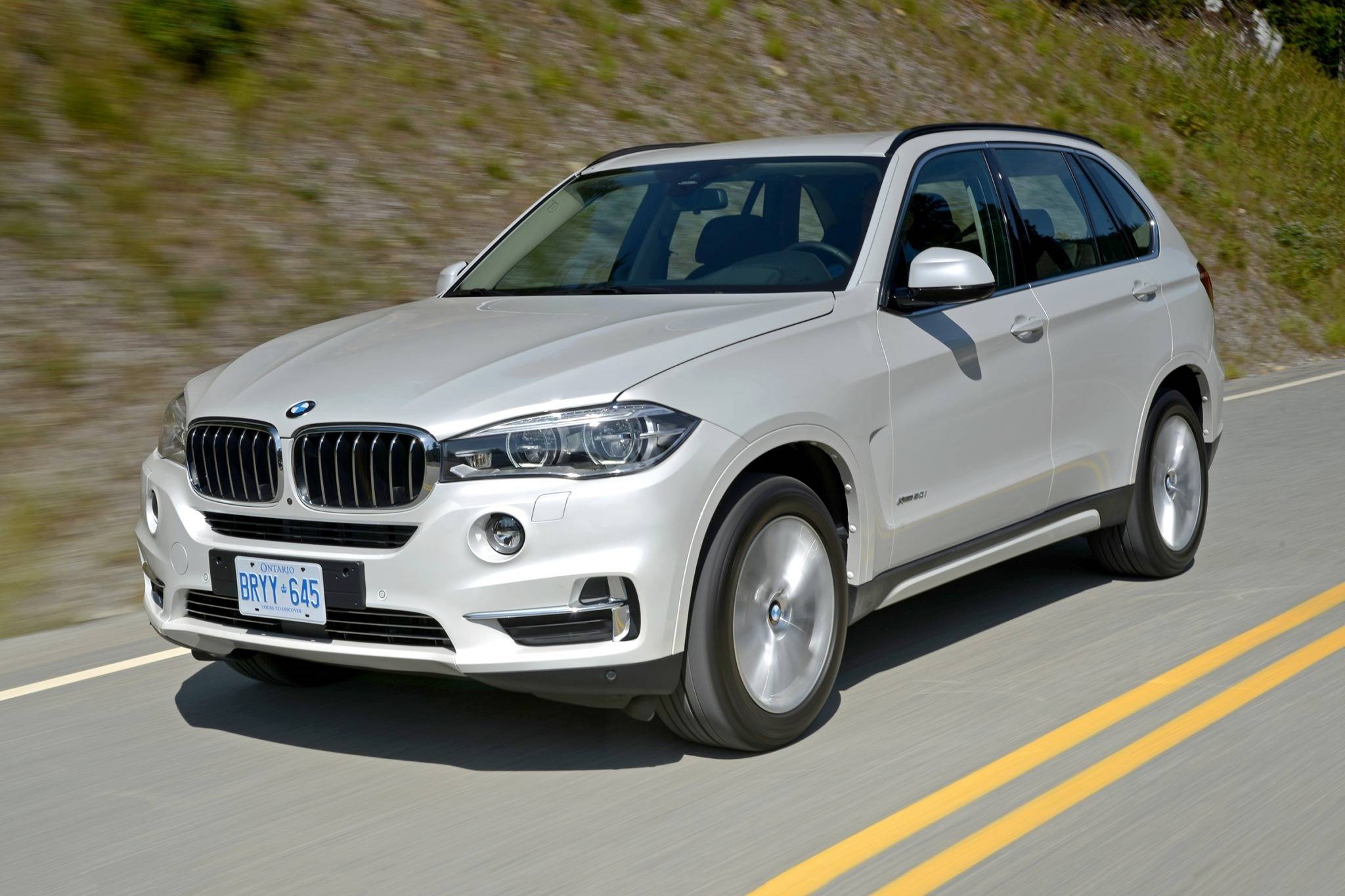 2017 BMW X5 VINs, Configurations, MSRP & Specs - AutoDetective