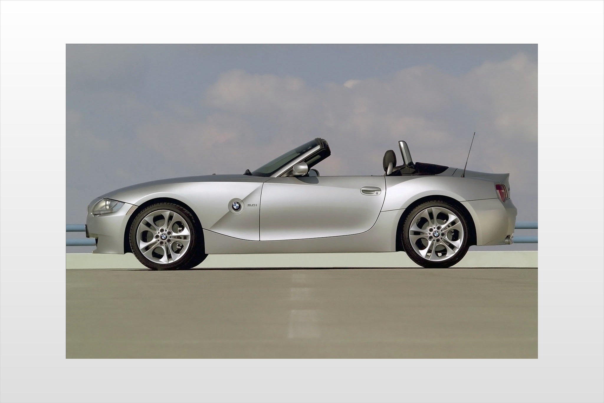 2007 BMW Z4 VINs, Configurations, MSRP & Specs - AutoDetective