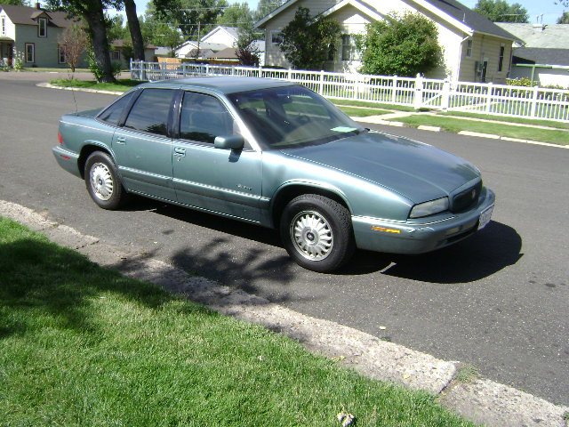 1995 Buick Regal VINs, Configurations, MSRP & Specs - AutoDetective