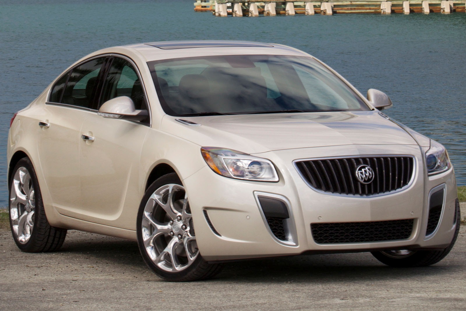 2012 Buick Regal VINs, Configurations, MSRP & Specs - AutoDetective