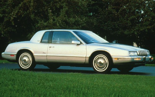 1990 Buick Riviera VINs, Configurations, MSRP & Specs - AutoDetective