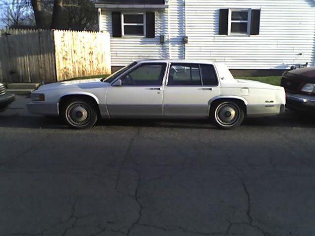 1990 Cadillac Deville Specs, Prices, VINs & Recalls - AutoDetective