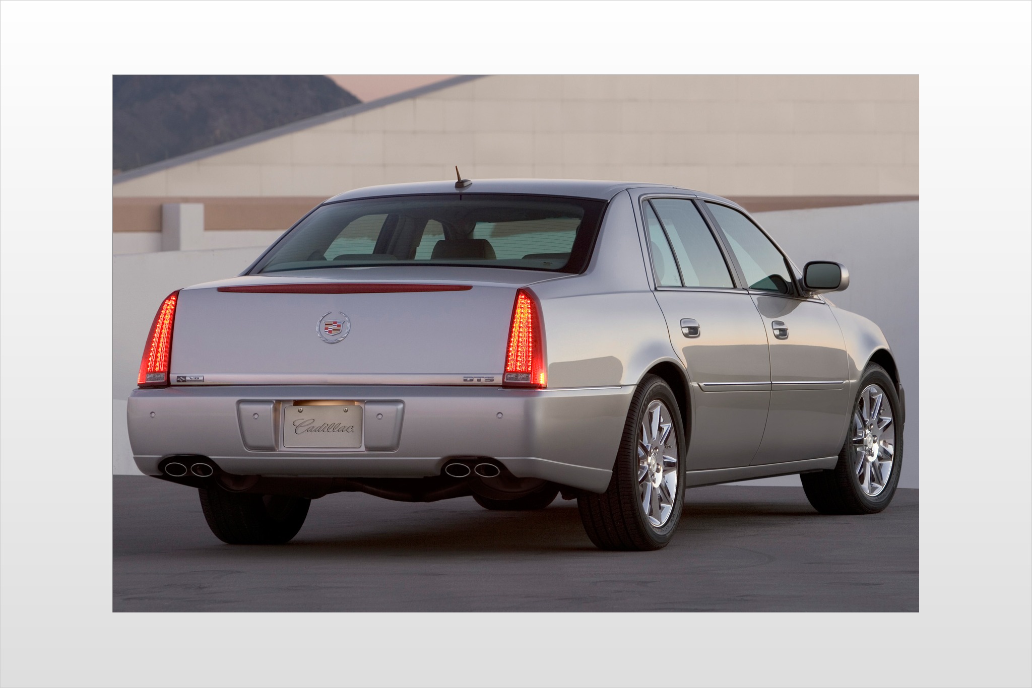 2008 Cadillac Dts Specs