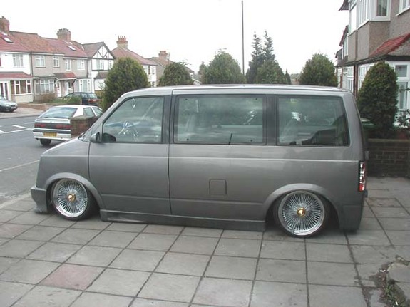 1993 Chevrolet Astro Specs, Prices, VINs & Recalls - AutoDetective