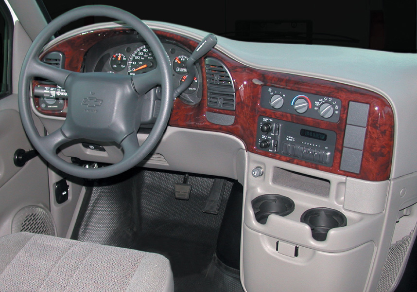 1996 Chevrolet Astro Specs, Prices, VINs & Recalls - AutoDetective