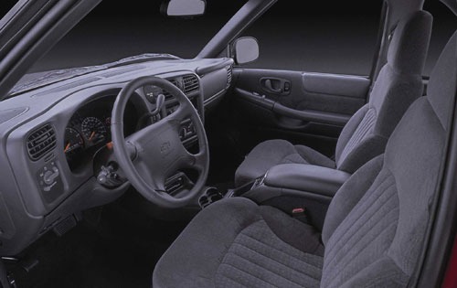 2000 Chevrolet Blazer Specs, Prices, VINs & Recalls - AutoDetective