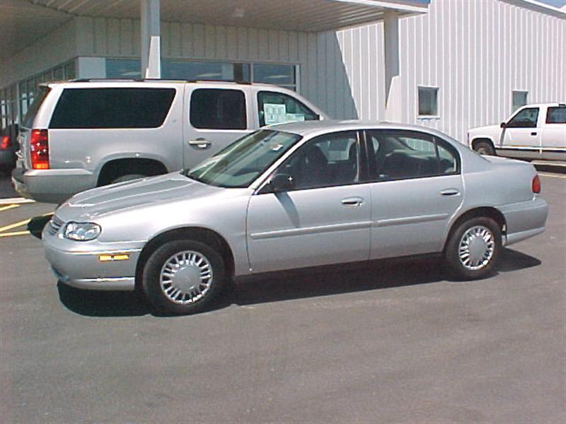 2005 Chevrolet Classic Specs, Prices, VINs & Recalls - AutoDetective