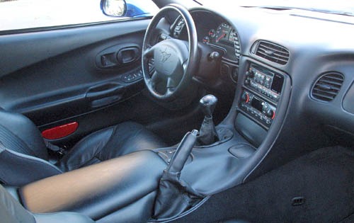 2004 Chevrolet Corvette VIN Number Search - AutoDetective