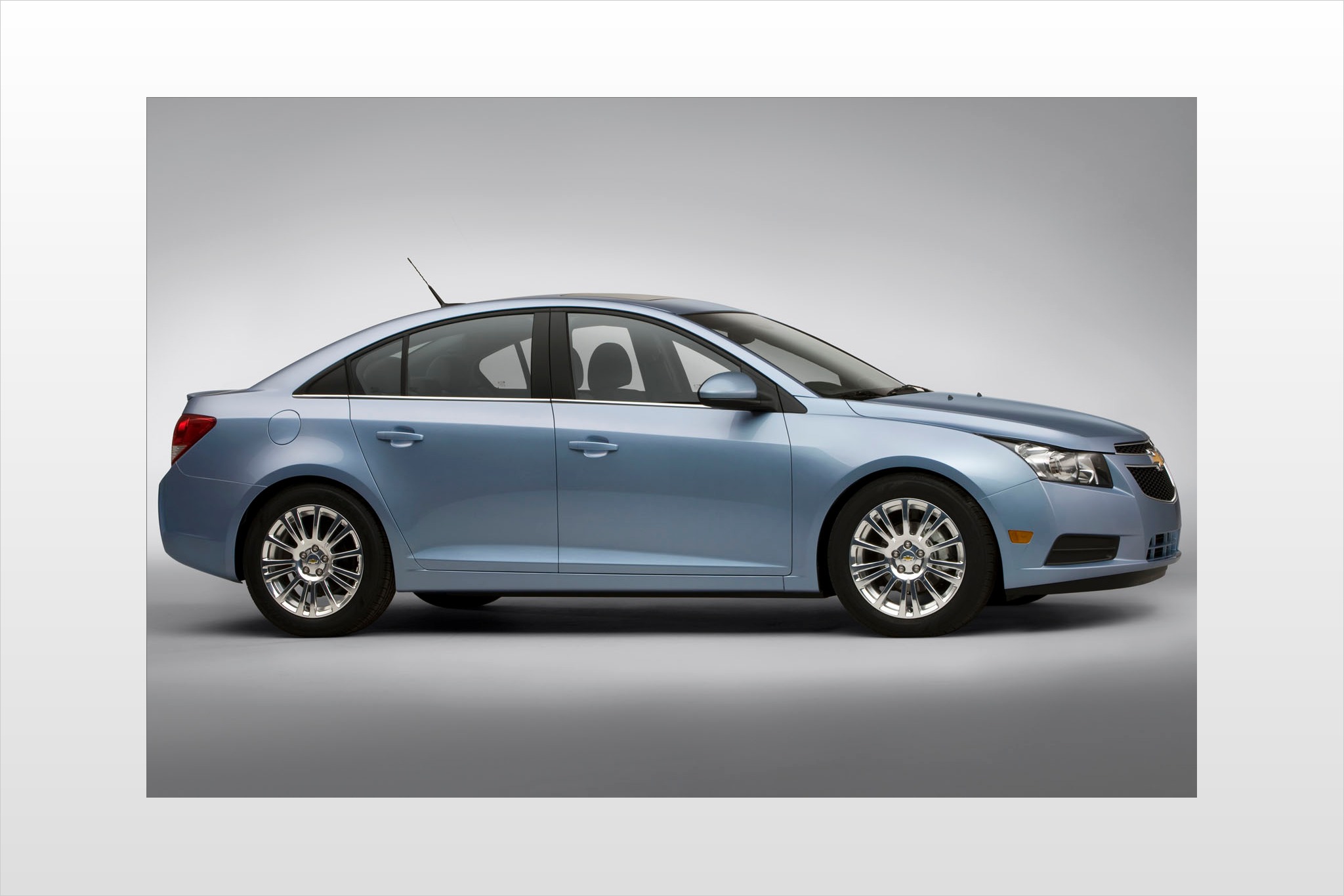 2013 Chevrolet Cruze Specs, Prices, VINs & Recalls - AutoDetective