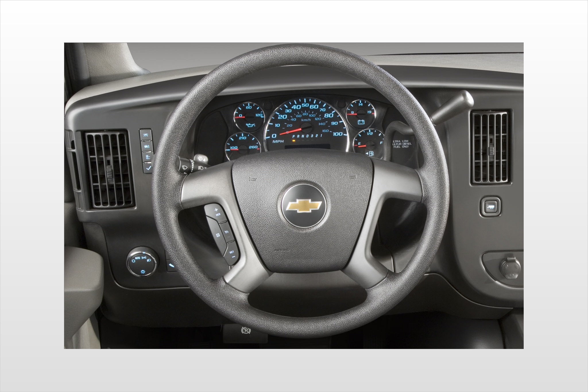 2017 Chevrolet Express Specs, Prices, VINs & Recalls - AutoDetective