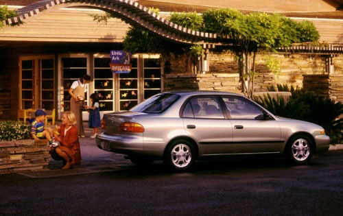 2000 Chevrolet Prizm Specs, Prices, VINs & Recalls - AutoDetective