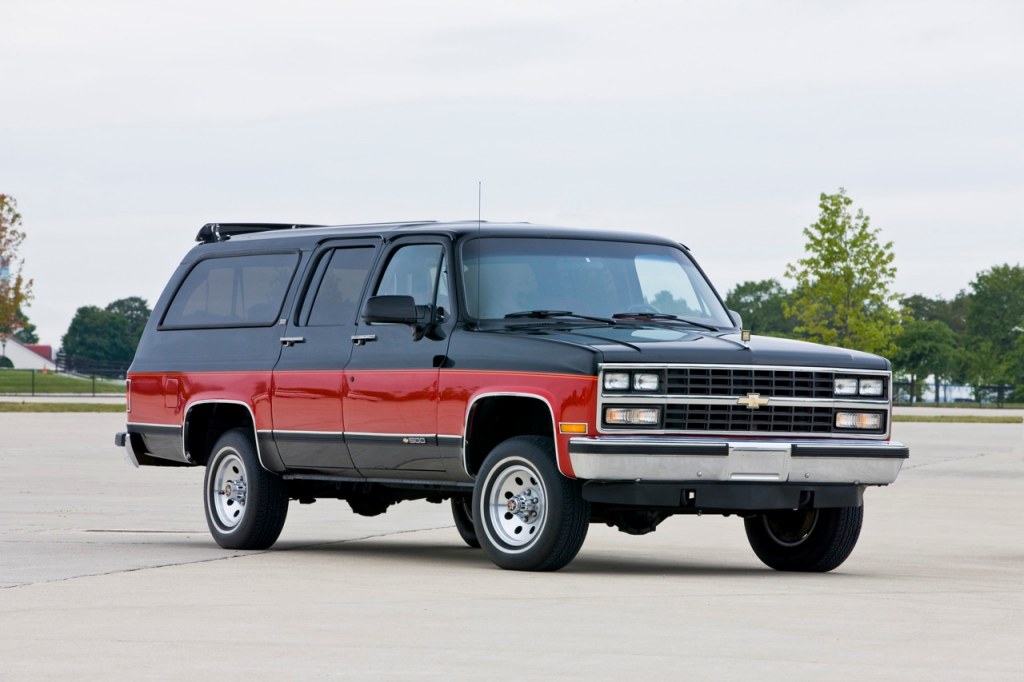 1990 Chevrolet Suburban Specs, Prices, VINs & Recalls - AutoDetective