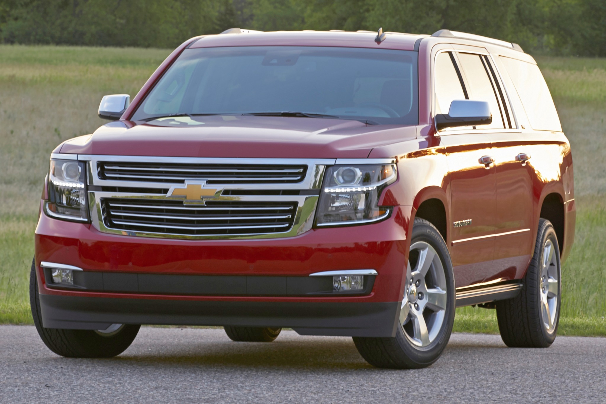 2016 Chevrolet Suburban Specs, Prices, VINs & Recalls - AutoDetective