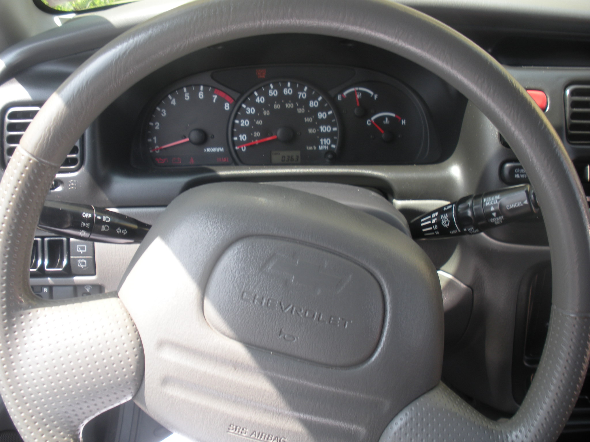 2002 Chevrolet Tracker Specs, Prices, VINs & Recalls - AutoDetective