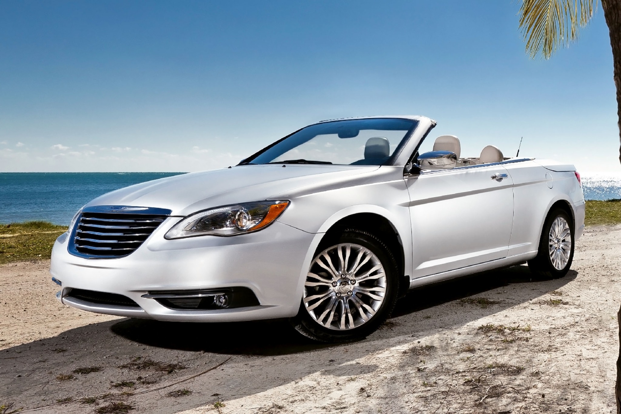 2012 Chrysler 200 Specs, Prices, VINs & Recalls - AutoDetective