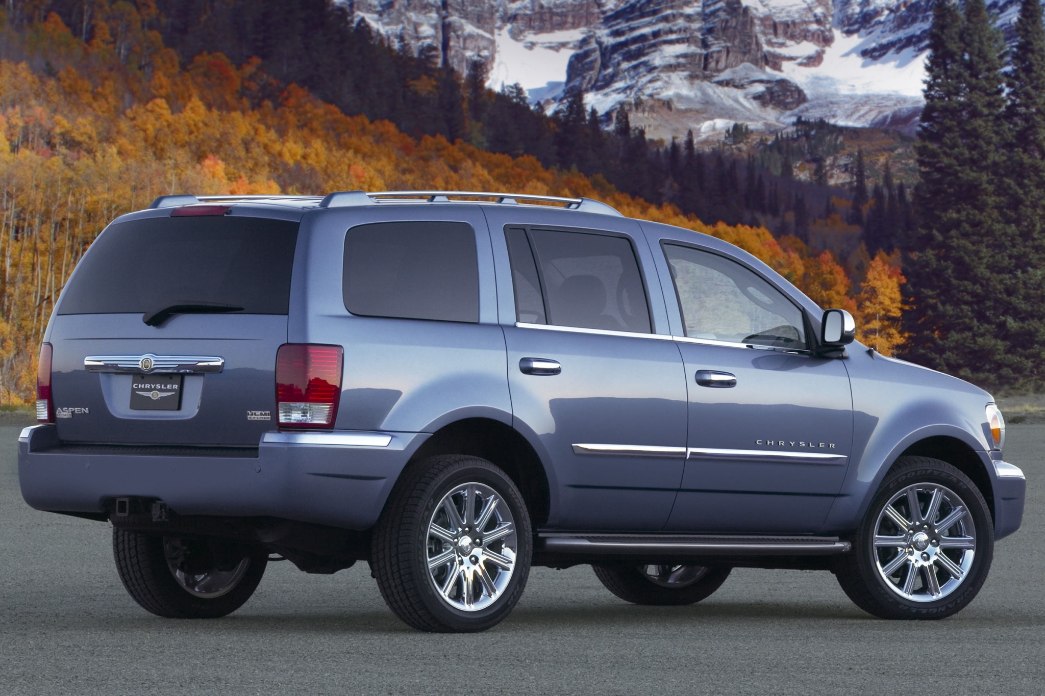 2007 Chrysler Aspen Specs, Prices, VINs & Recalls - AutoDetective