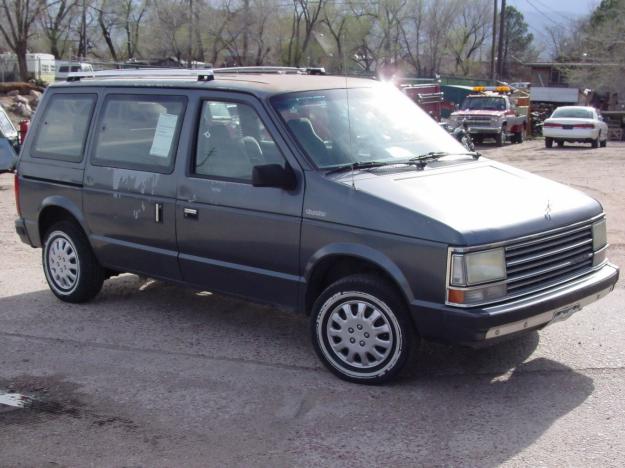 1990 Dodge Caravan C/V VIN Number Search - AutoDetective