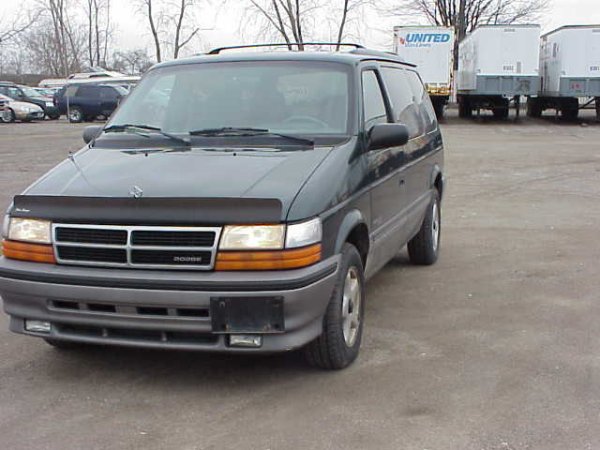 1993 Dodge Caravan VINs, Configurations, MSRP & Specs - AutoDetective