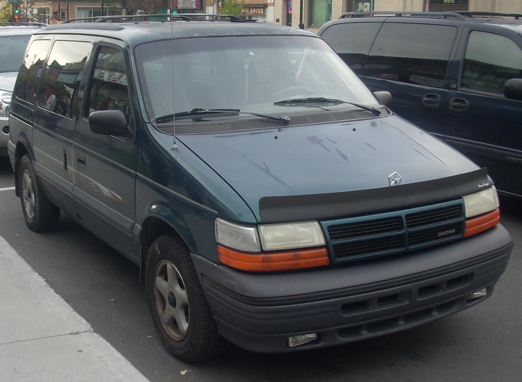 1995 Dodge Caravan VINs, Configurations, MSRP & Specs - AutoDetective