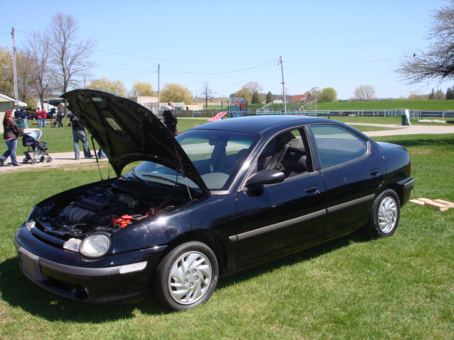 1995 Dodge Neon VINs, Configurations, MSRP & Specs - AutoDetective