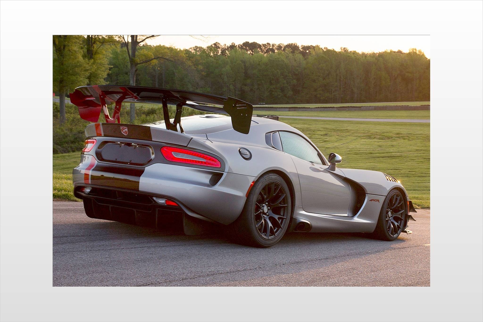2017 Dodge Viper VINs, Configurations, MSRP & Specs - AutoDetective