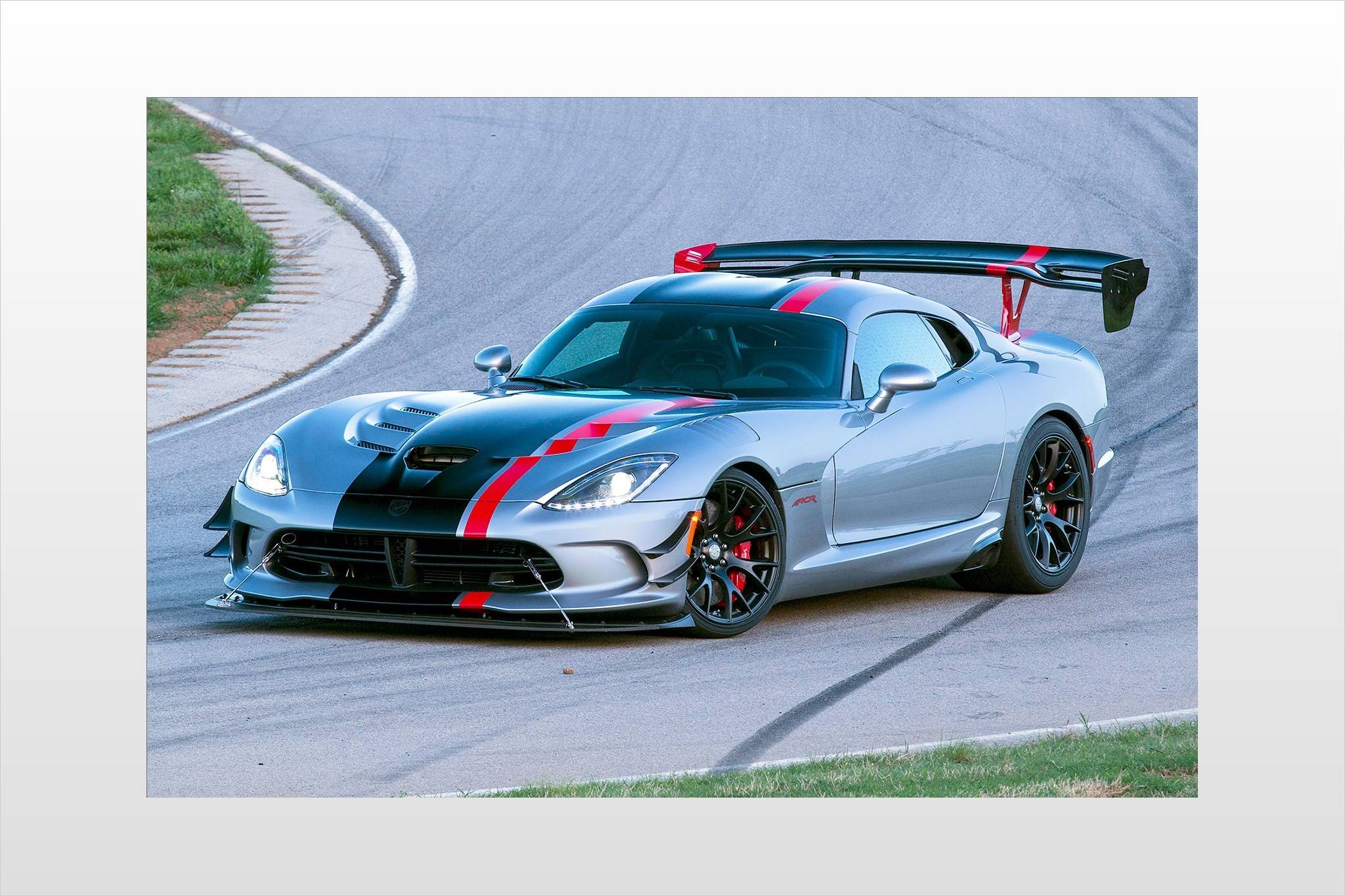 2017 Dodge Viper VINs, Configurations, MSRP & Specs - AutoDetective