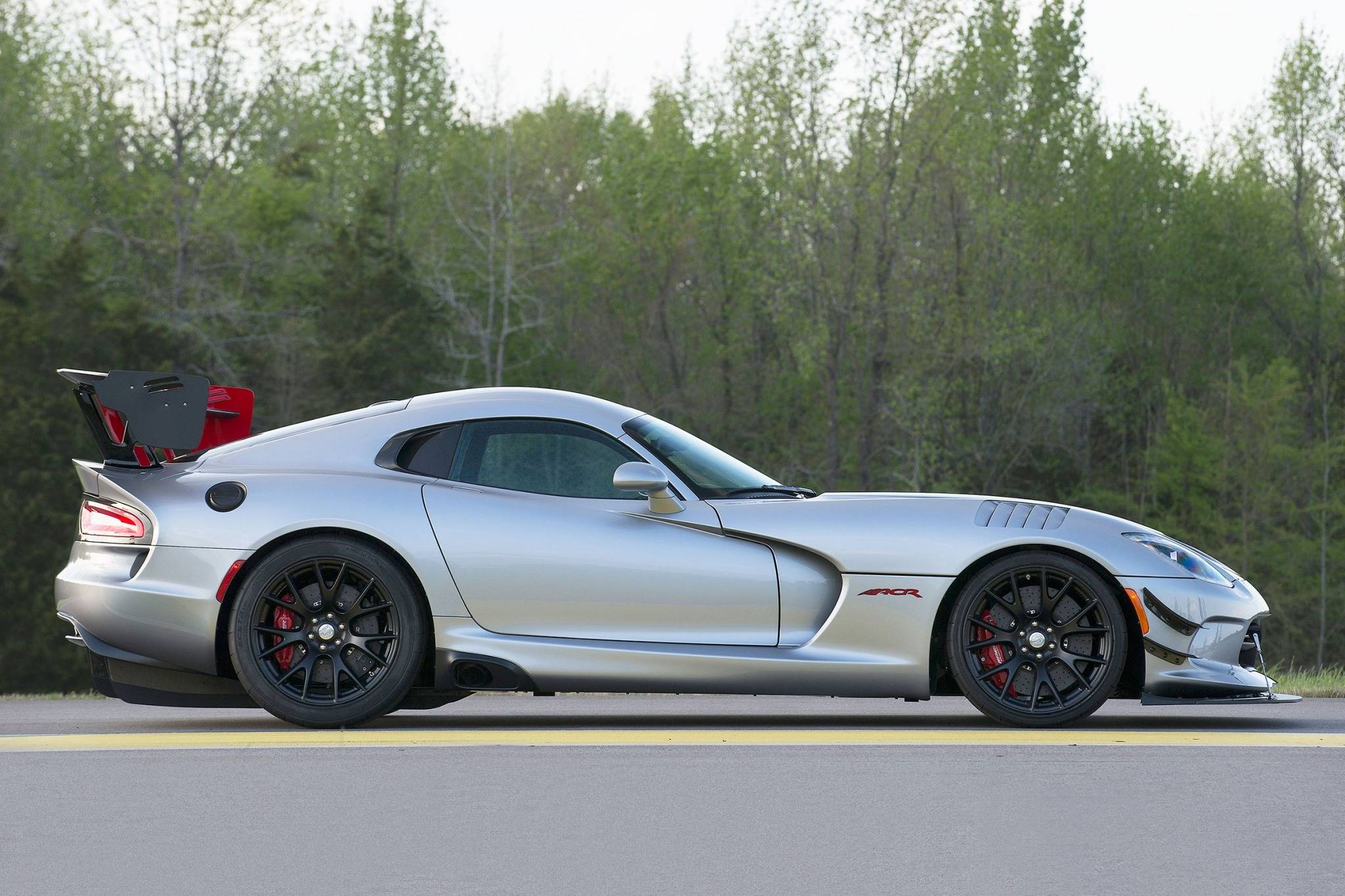 2017 Dodge Viper VINs, Configurations, MSRP & Specs - AutoDetective