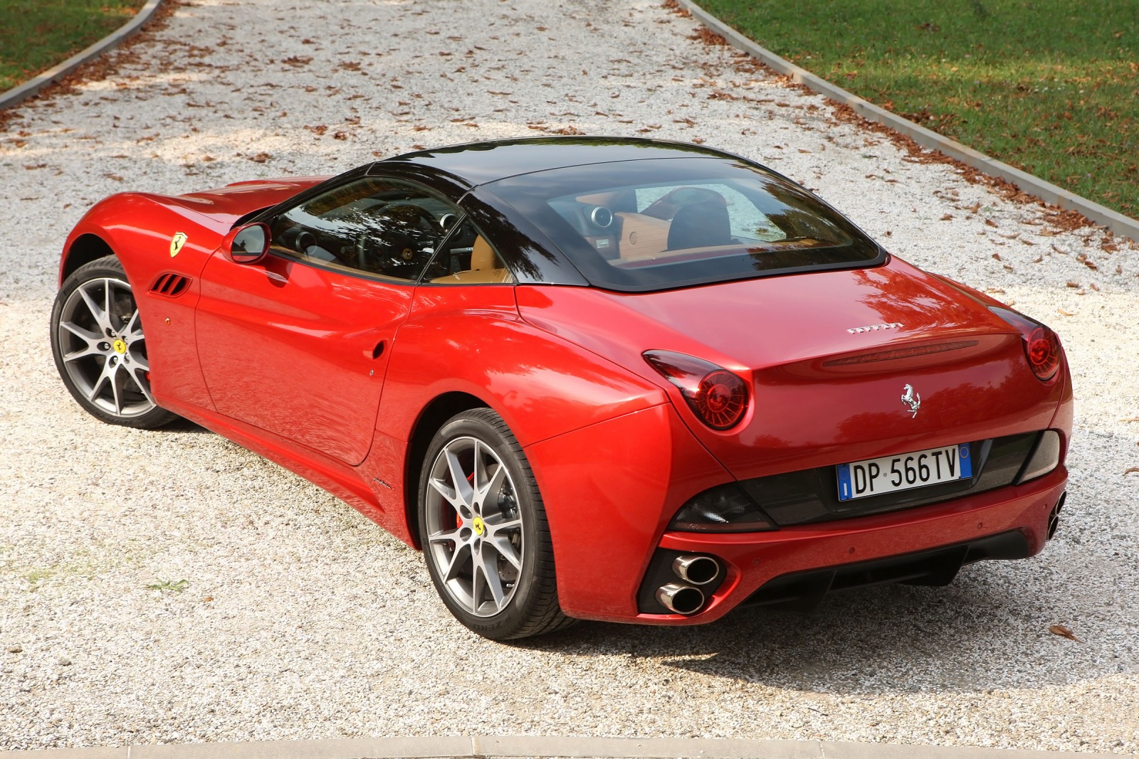 2014 Ferrari California Specs, Prices, VINs & Recalls - AutoDetective