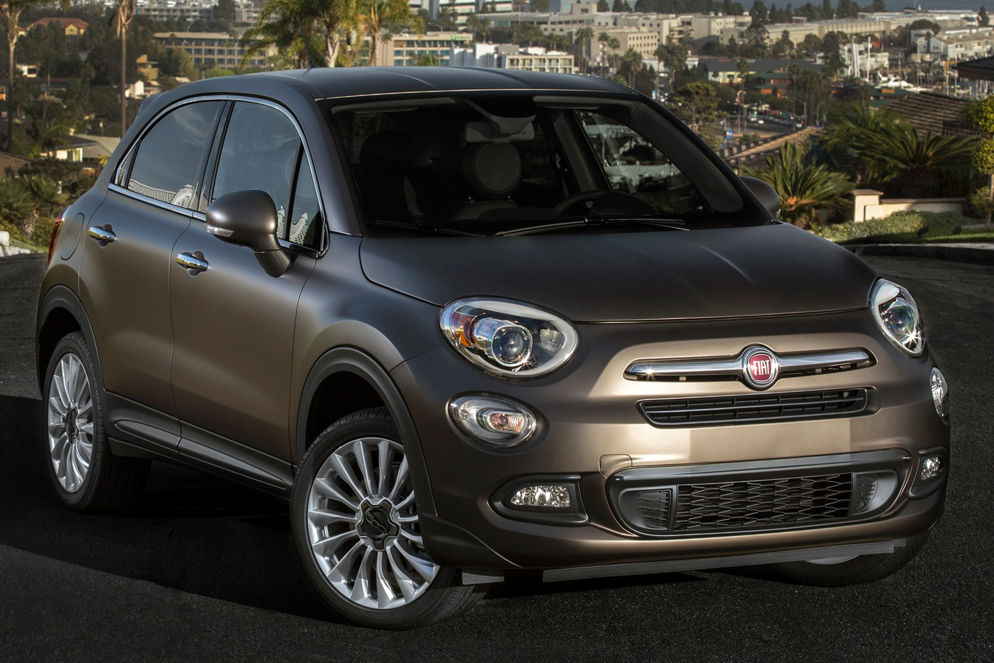 2016 Fiat 500x VINs, Configurations, MSRP & Specs - AutoDetective