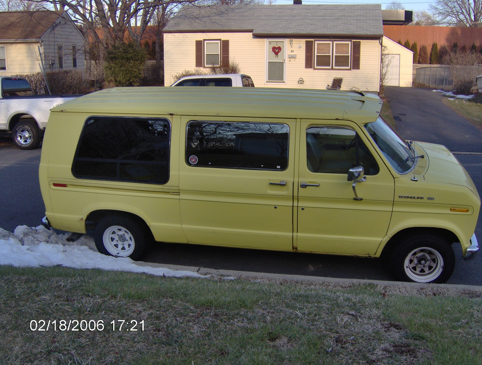 1990 Ford Econoline E150 VIN Number Search - AutoDetective